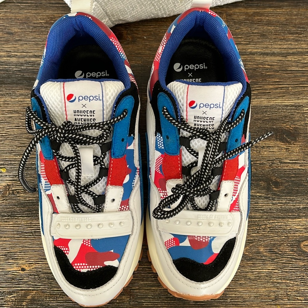 Pepsi X House Of Avenues Collaboration Crossover Snea… - Gem